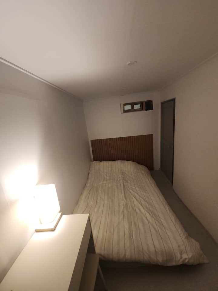 (105d)영등포구청역7분,영등포시장역5분,신촌,홍대,명동,여의도,커플,짐보관,최대2인 - Seoul