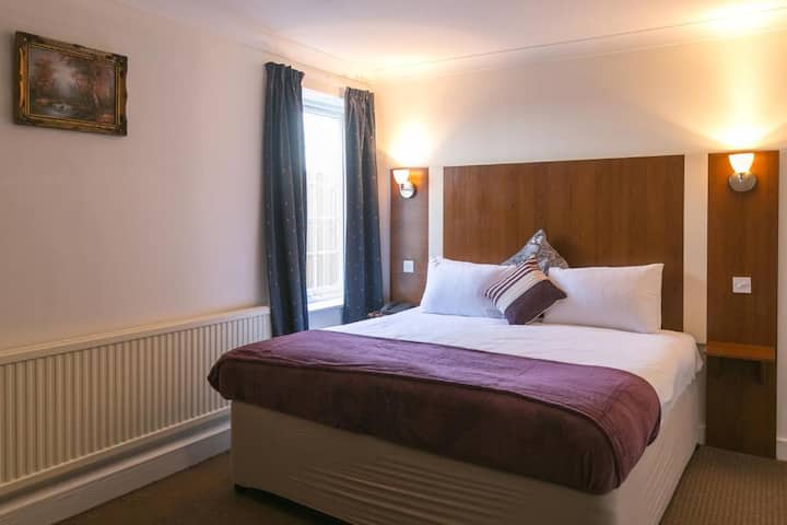 Celtic International Hotel Double Room - Barry