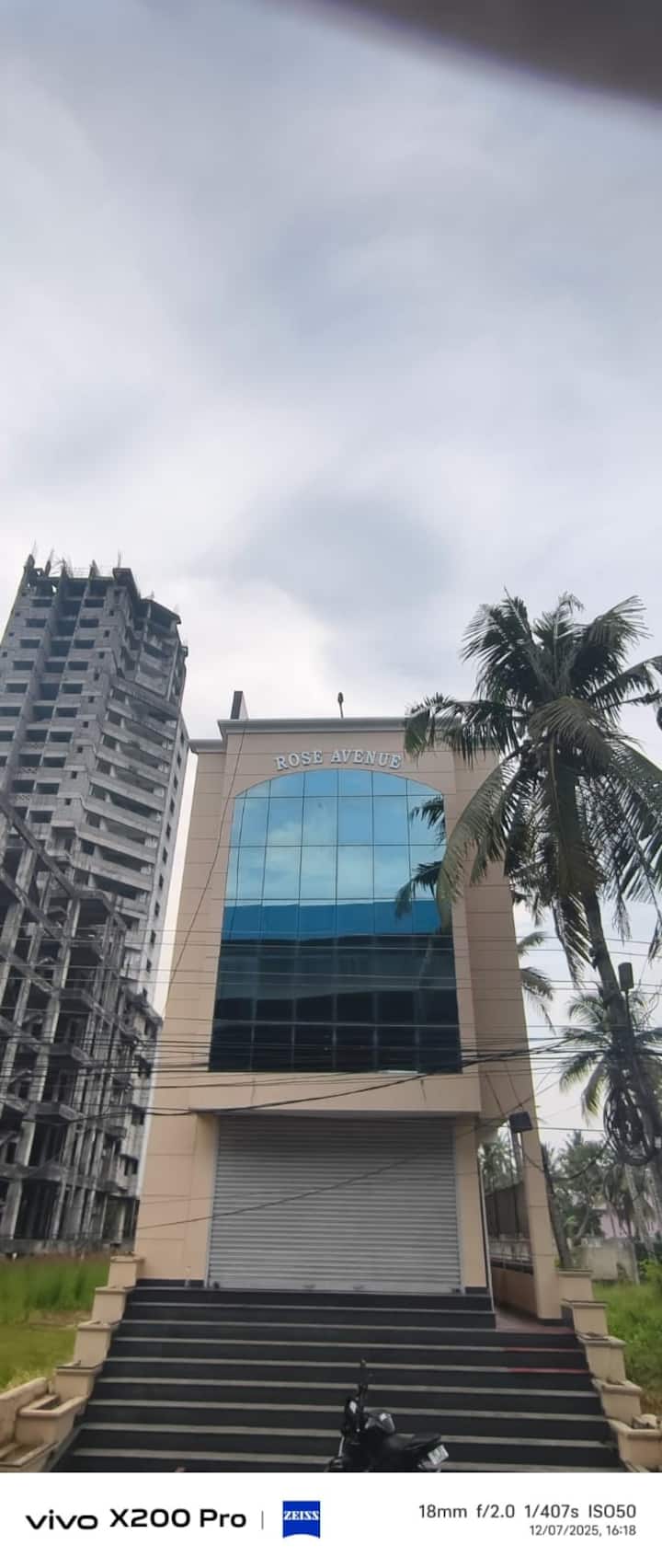 500 Mtr Railway Station, Technopark Phase 1 Oppos - 뜨리웬드럼