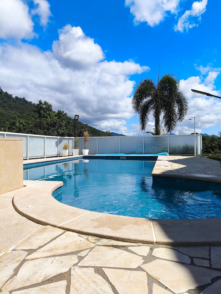 áRea De Festa Com Piscina Aquecida Solar Pomerode - Pomerode