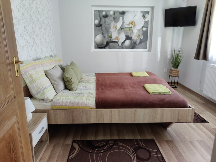 1-es Számú , Földszinti Teraszos Apartman - Miskolctapolca