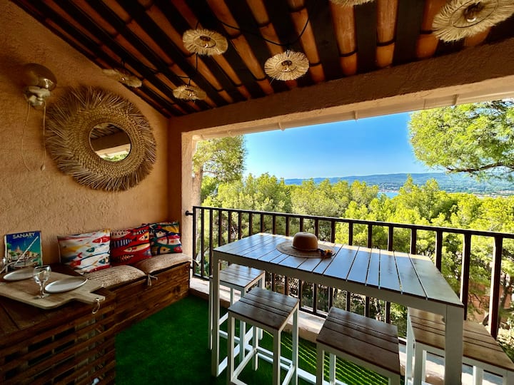 Studio 4 Personnes
La Madrague
Accès Piscine - Le Castellet