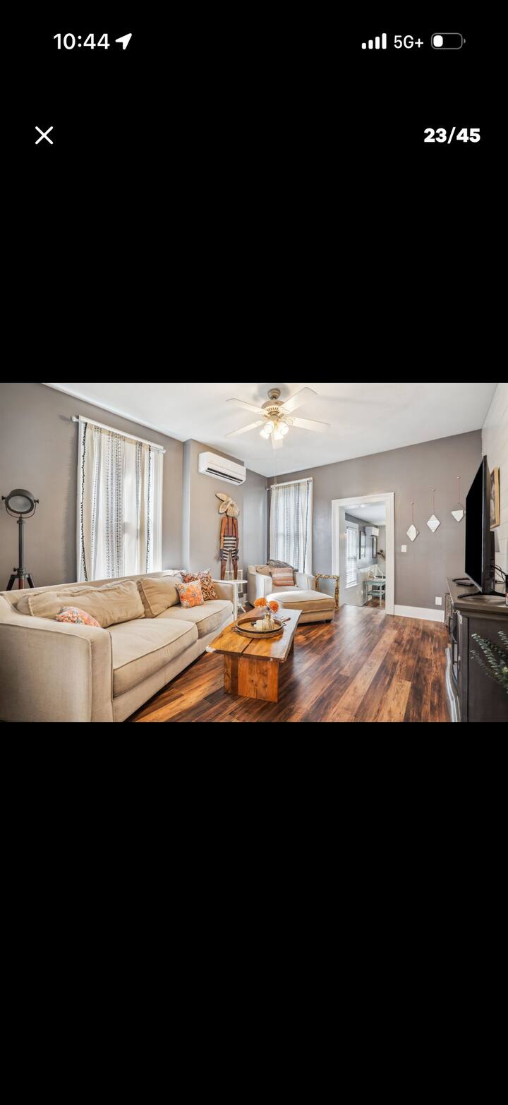 Cozy 2br On Historic Bluff Street - Dubuque, IA