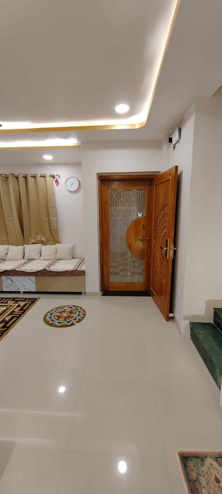 Near To Mahakal | Param Shivaom Family Homestay - Ujjain