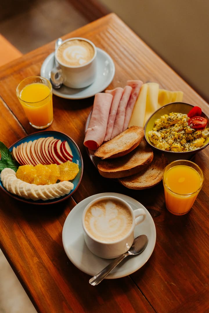 Alójate Con Nosotros Y Conecta Con La Ciudad - Mendoza