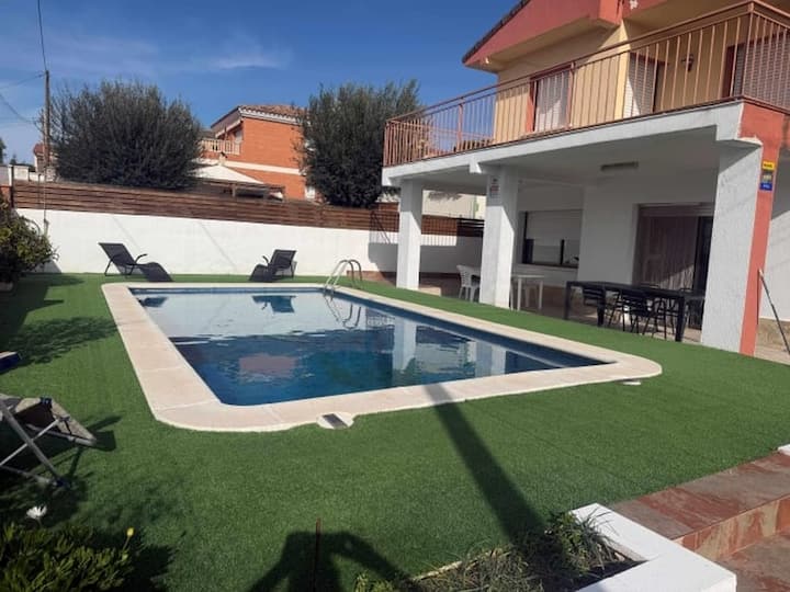 Villa Las Alcazar With Private Pool Near The Sea - Creixell