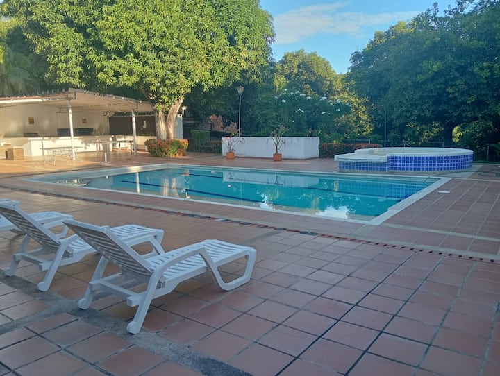 Tonchalá. Hermosa Casa Para 
Familia Y/o Amigos. - Ricaurte