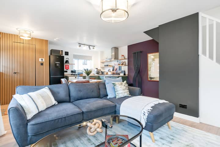 2bed House In Coatbridge | Sleeps 4 | Free Parking - Motherwell