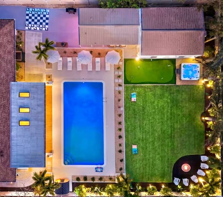 5 Minutes To Beach - Heated Pool, Hot Tub, Sauna - Madeira Beach, FL