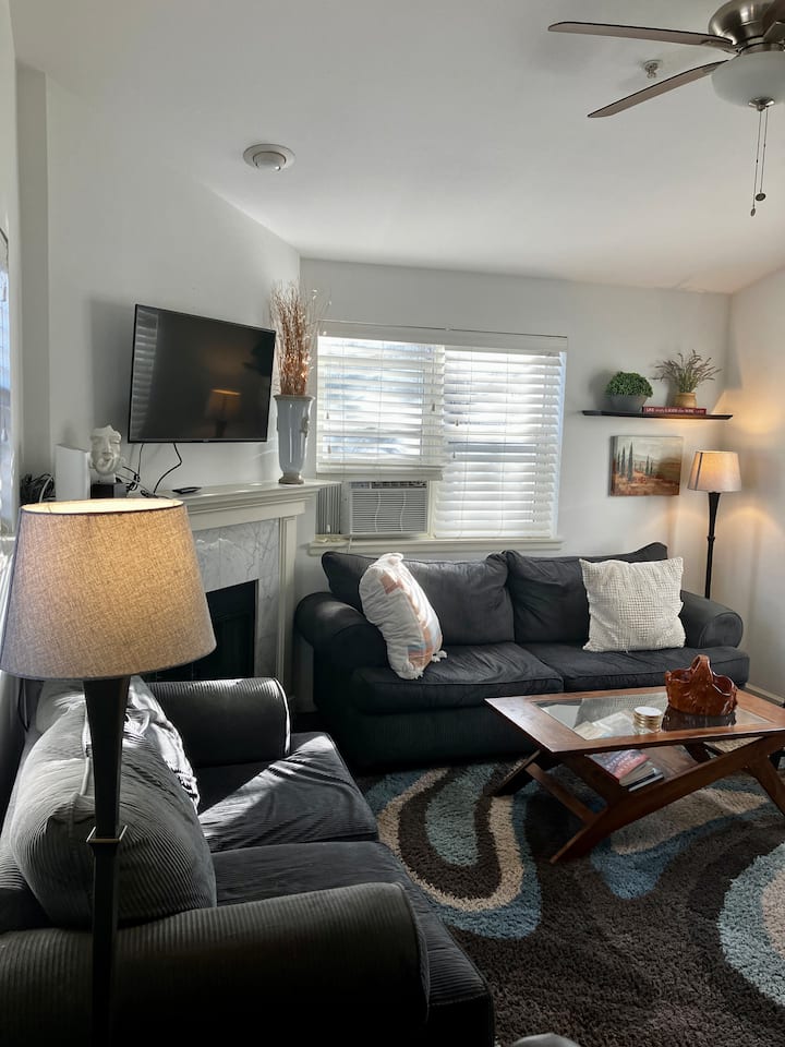 Perfect Ne Boulder 2b/2b Fully Furnished Oasis - Boulder, CO