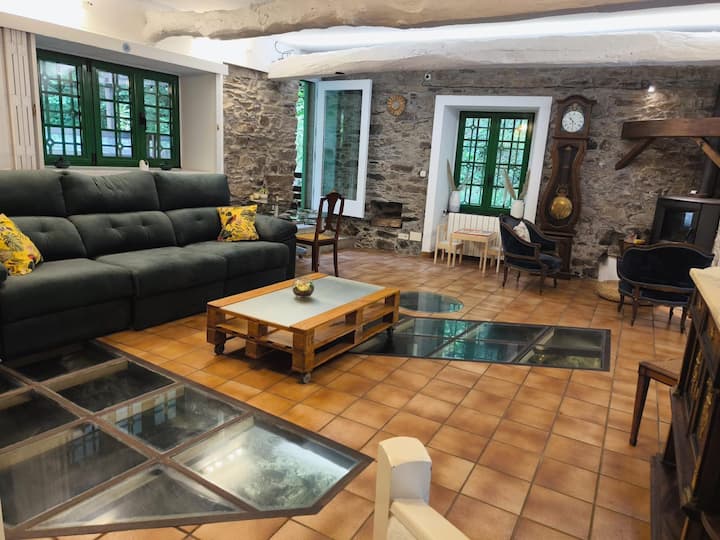 Molino Verde, Galice
Rivière Passant Sous Le Salon - Betanzos