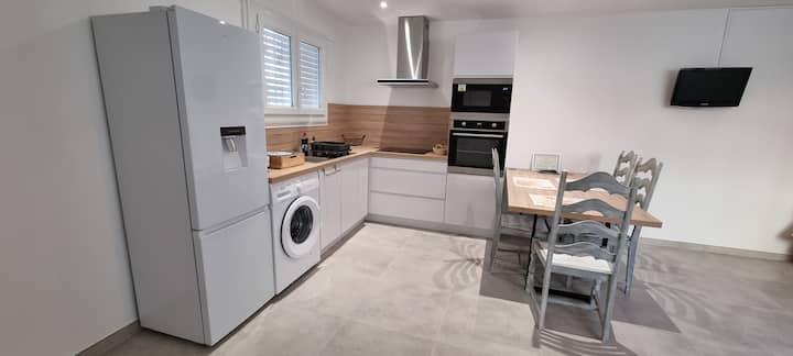 T2 Neuf Climatisé Proche Plage Et Commerces. - Banyuls-sur-Mer