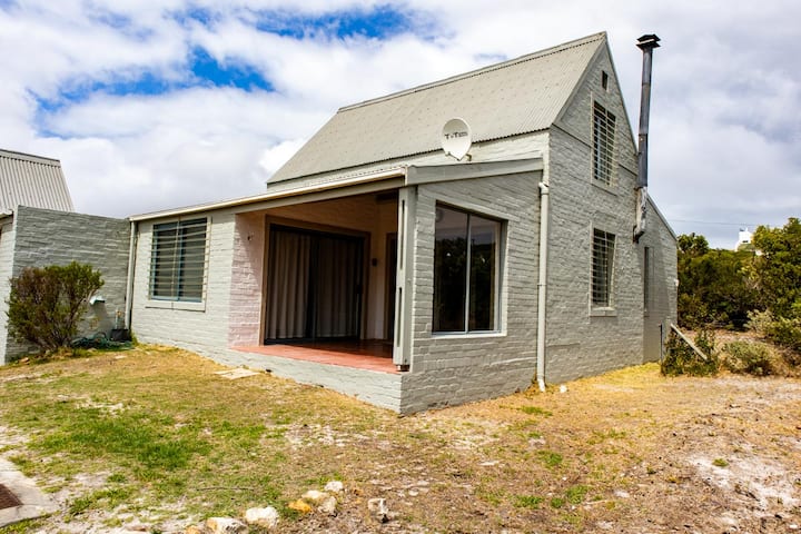 Bagatelle - Pringle Bay