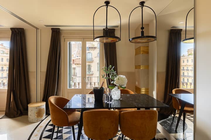 Exclusive Designer Apartment In Central Barcelona - Barcelona