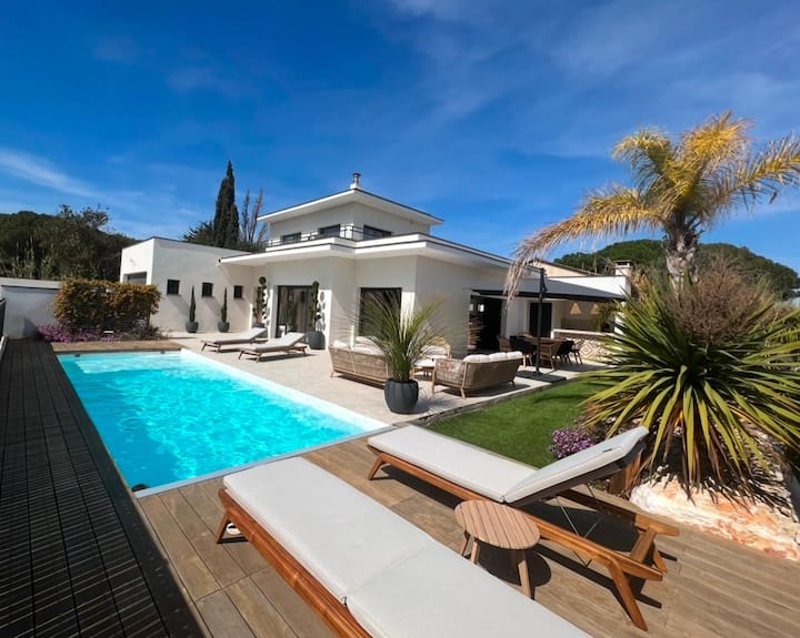 Villa Lenna – Piscine Chauffée, Plage à Pied - Sérignan