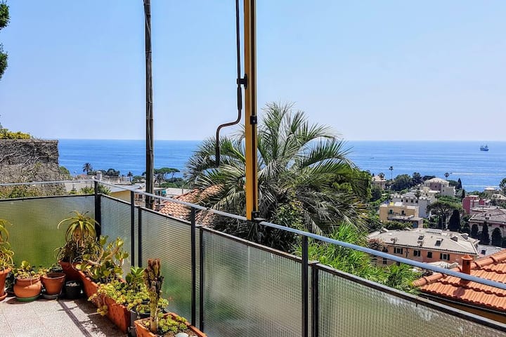 Splendida Vista Mare Tra Le Verdi Colline Di Nervi - Gênes