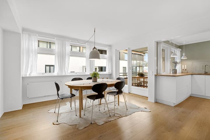 Sentral Og Moderne Leilighet Ved Havet - Kristiansand