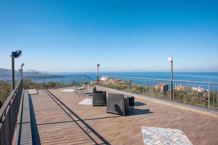 Camera Per Coppie In Cerca Di Relax E Natura - Vico Equense