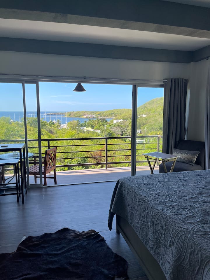 Ocean View One Bedroom/ Large Studio Loft - Granada