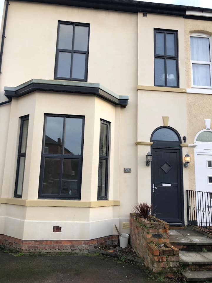 Two Bed Luxury Duplex Apartment 5 Min Walk To Town - Formby