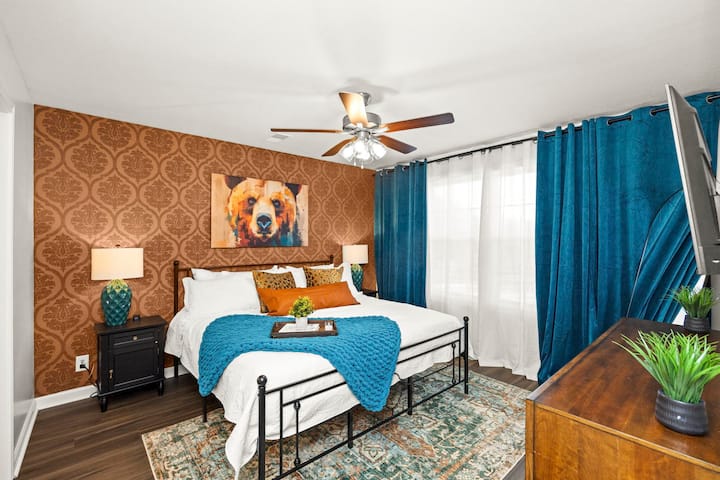 Group-friendly, Near Austin Peay & Fort Campbell - Clarksville, TN