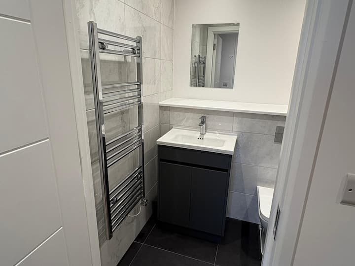 Stylish New Flat Steps From Oracle - Reading