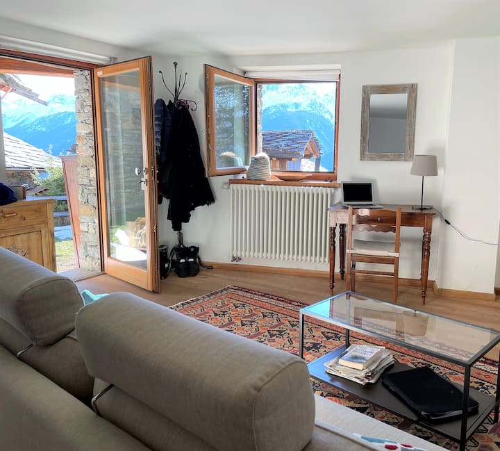 Appartamento In Montagna Con Vista E Giardino - Morgex