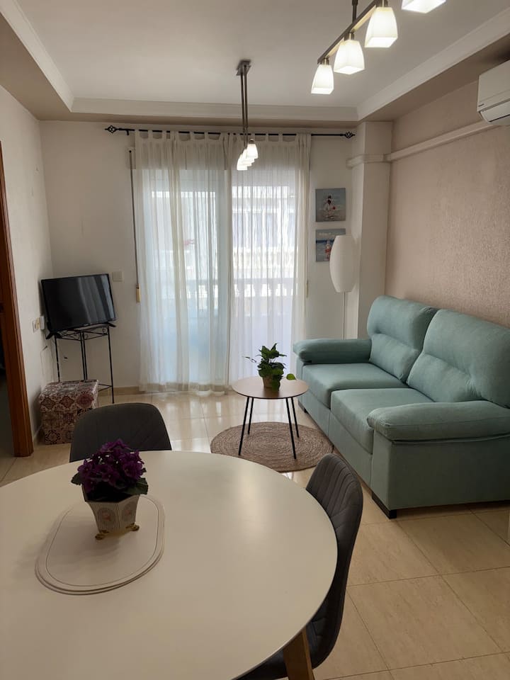 Sunny&cozy Apartment, 6-min Walk To Del Cura Beach - Torrevieja