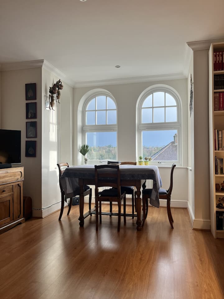 New! Bright & Spacious Flat Near Farnham Park - Farnham