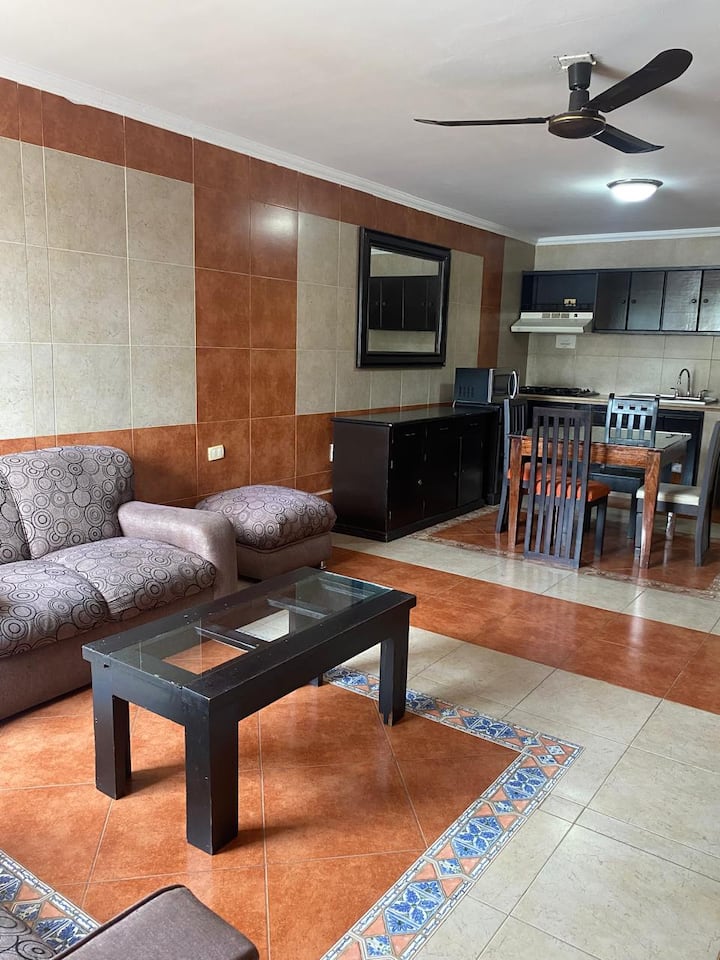 Cómoda Suite Amueblada Para Un Máximo De 4 Pax. - Villahermosa