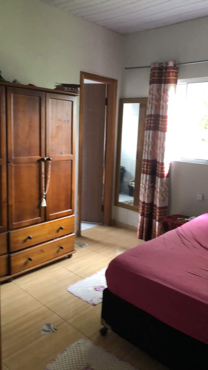 Quartos Com Cama De Casal - Guaratuba