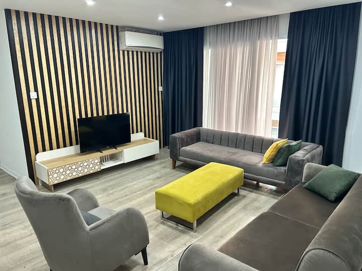 Site Içerisinde, Konforlu Ve Ferah  Daire. - Nicosia