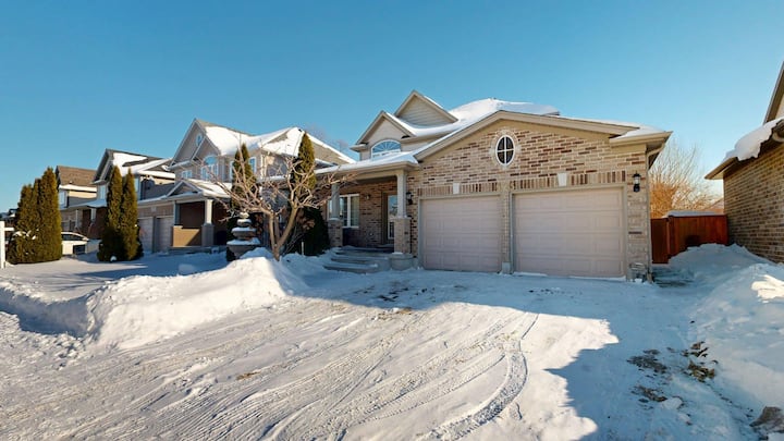 The North 3/bed London House - London, ON, Canada