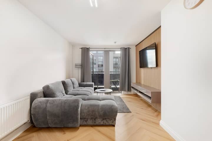 1 Bedroom Flat In Tower Hamlets - London City Airport (LCY)