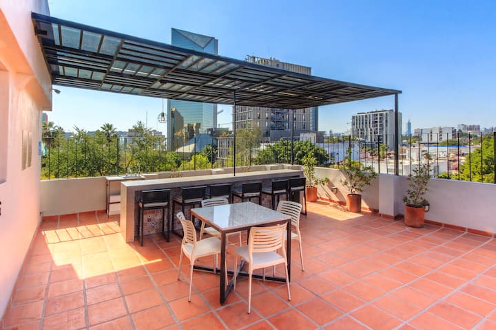 Loft Con Cama King En La Americana Con A/a - Guadalajara