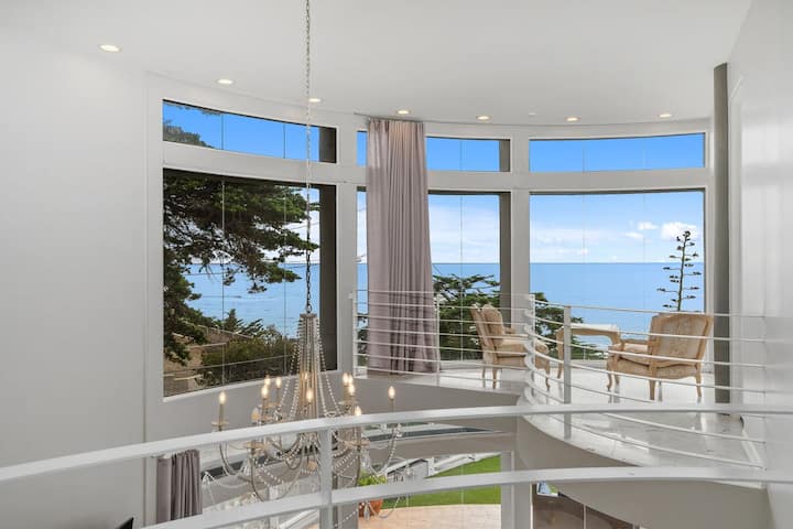 Contemporary Beach House On Private Malibu Beach - Point Mugu State Park, Malibu