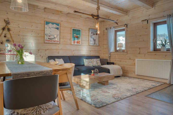 ŽDiar Wooden Chalet With Views, Sauna & Hot Tub - Slovakia