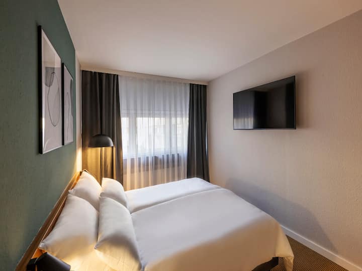 Relax And Recharge In A Modern City Room! - Braunschweig