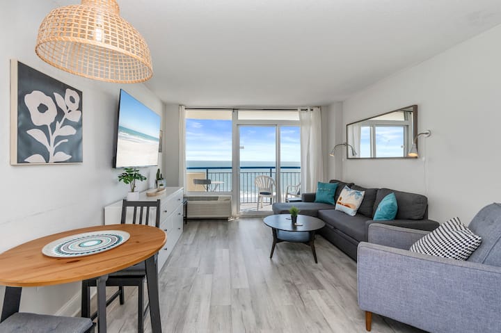 Updated Oceanfront, Exc Location, Great Amenities - Myrtle Beach