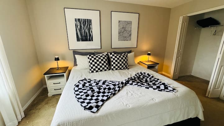 Room To Relax - Kissimmee, FL