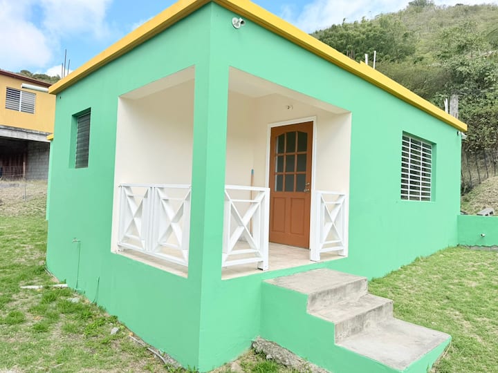 Cosy 2 Bedroom Tropical Green House In Montserrat - Montserrat