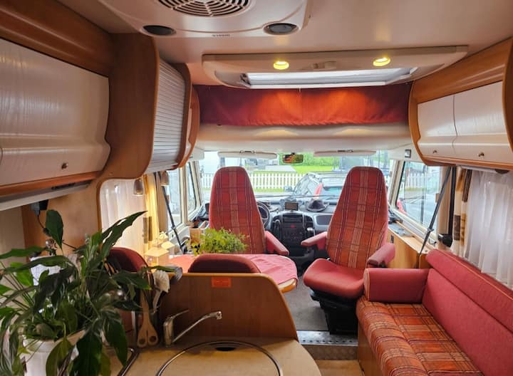 Bosted Nær Aspmyra Stadion Og Flyplassen. - Bodø