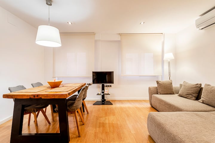 Triador Uno Apart - Valencia