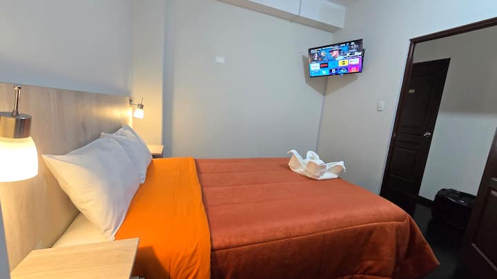 Baño Privado Y No Conectado, Desayuno Incluido - Arequipa