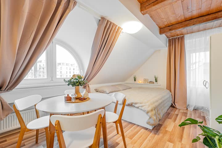 Carlsbad Residence · Suite | No. 402 - Karlowe Wary