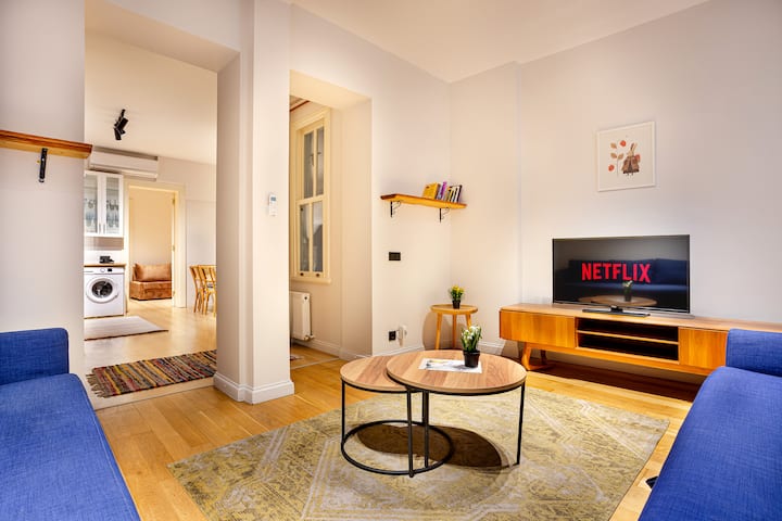 Galata’da Modern Bir Daire – Metroya 2 Dakika - Turkey