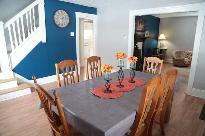 1 Block To Ksu Campus: 3 Roku Tvs, Laundry, Wi-fi - Kent, OH