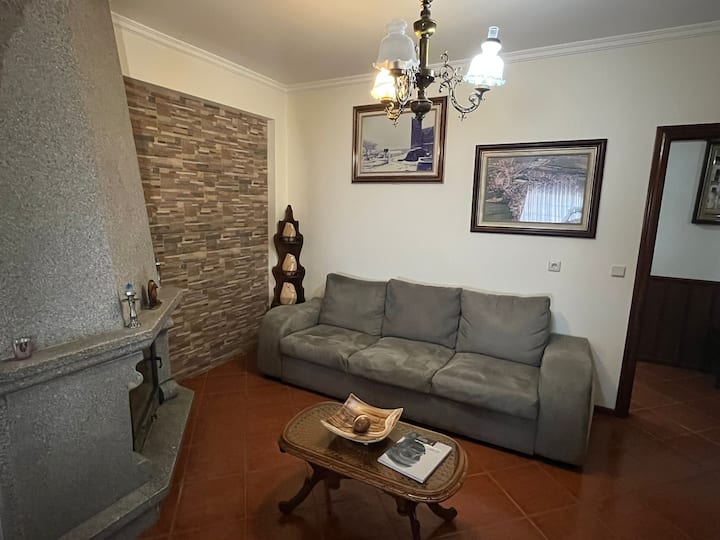 Hospedagem Autêntica No Coração De Mogadouro - Mogadouro