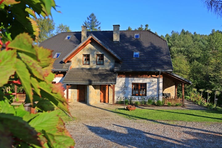 Zagroda Lipowiec Apartament Piekarz - Solina