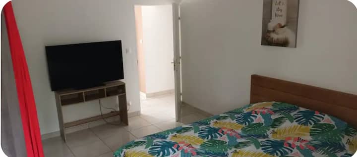 Maison 3 Chambres 
Wifi Disponible - Cher